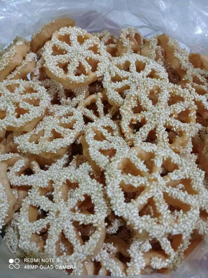 Kue Seroja / Kembang Goyang Seroja wijen Seroja Manis Seroja asin ...