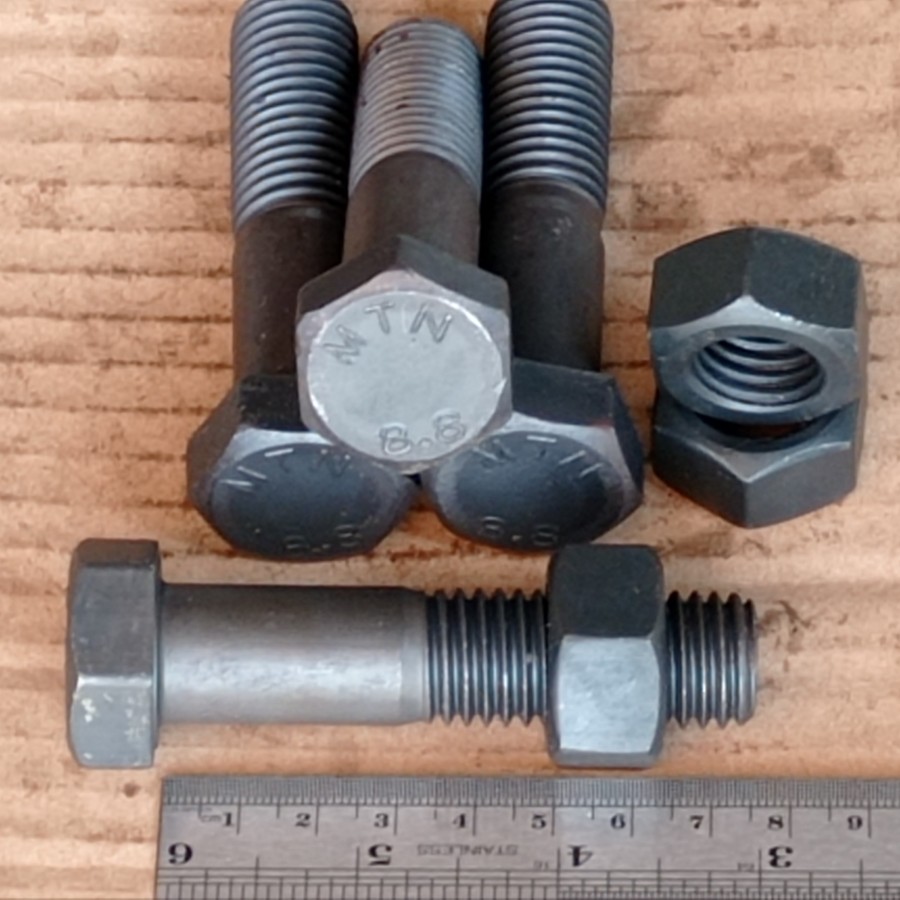 BAUT 24 BAJA M16 X 75 PANJANG 7,5 CM 7,5CM KUNCI 24 GRADE 8.8 HTB M16X75 HALF DRAT HITAM BAUT 24 ...