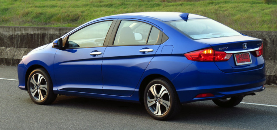 หัวเทียน Honda City Gen 6 ( 2014 - 2018 ) รุ่น 1.5 ชุด 4 หัว ชนิดยิธเท ...