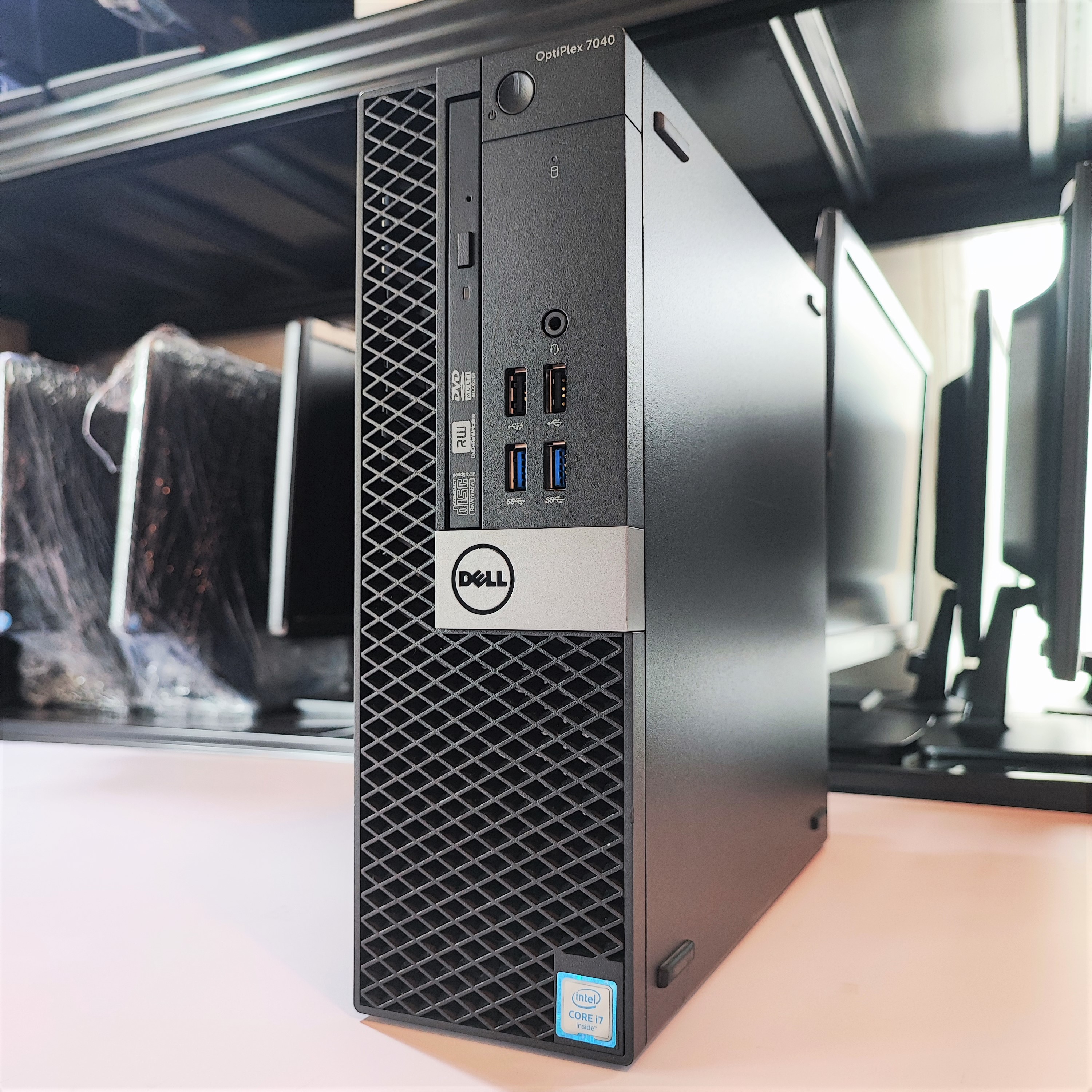 คอมพิวเตอร์ Dell Optiplex 7040 - CPU Core i7-6700 3.4 GHz SSD 128256512 GB พร้อมเชื่อมต่อ WIFI ...
