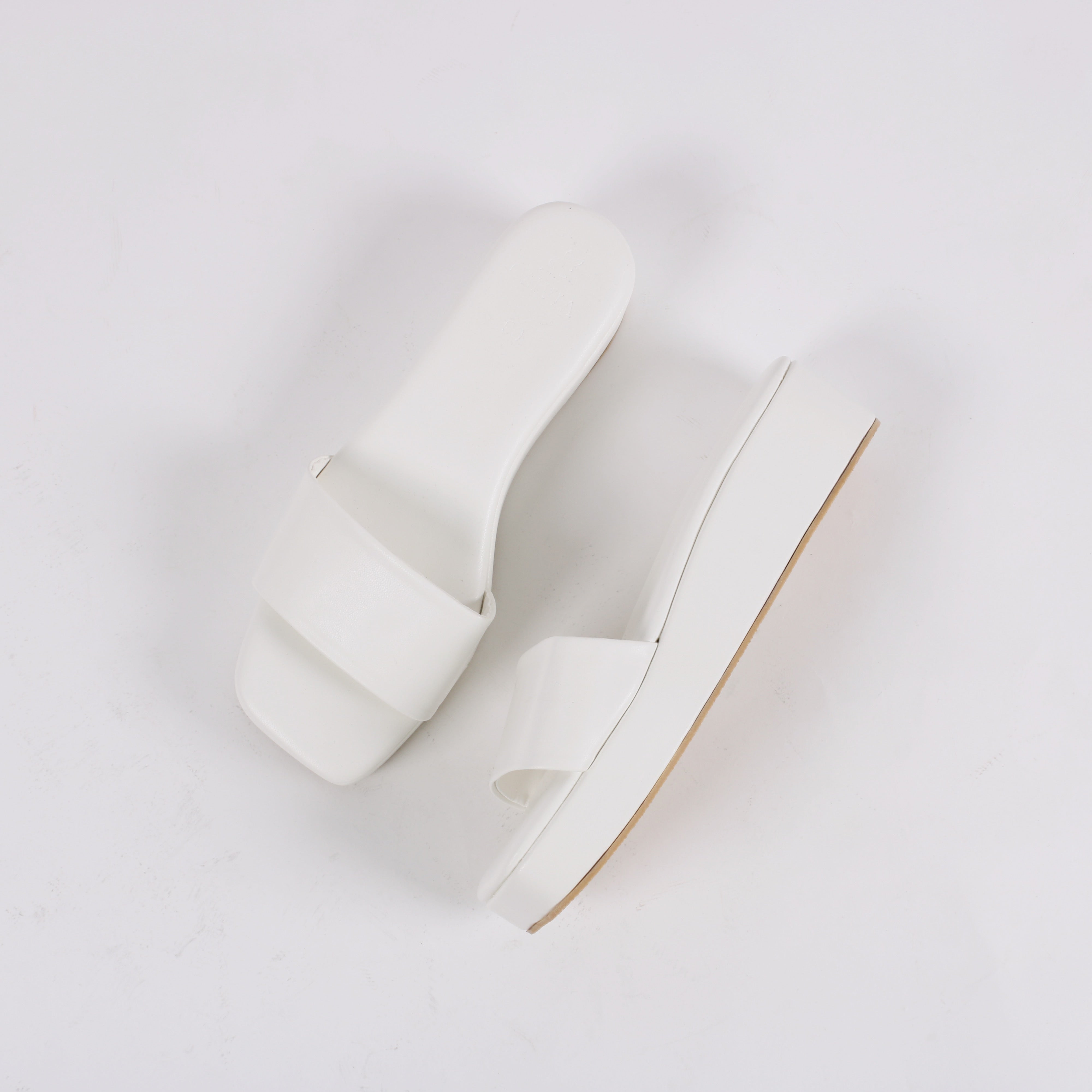 Olivia Manila Erin Leather | Lazada PH
