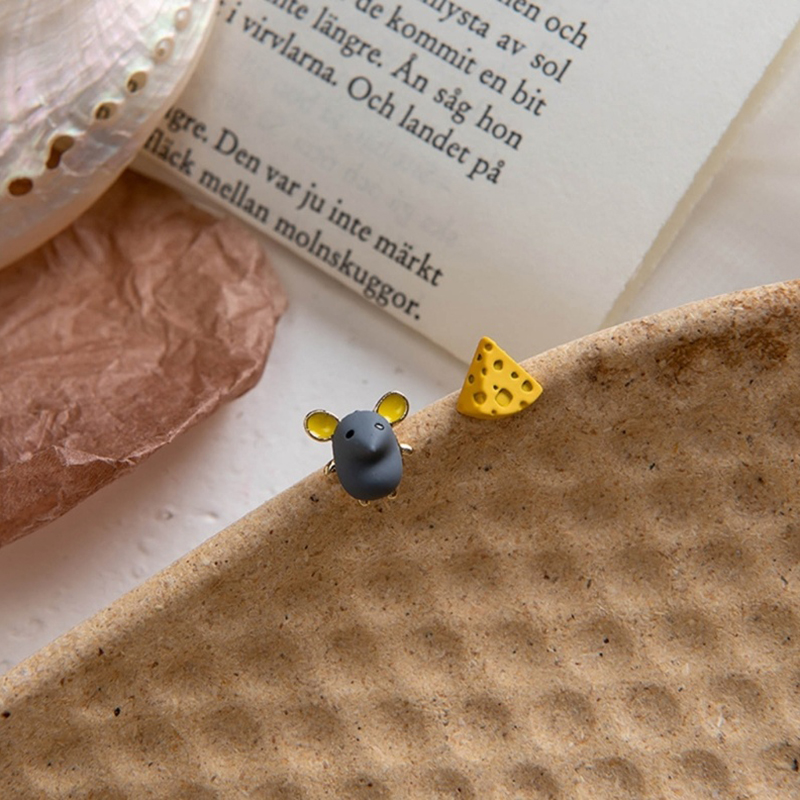 Eye Catching Mouse Earrings Unique Mouse And Cheese Earrings Eye ...