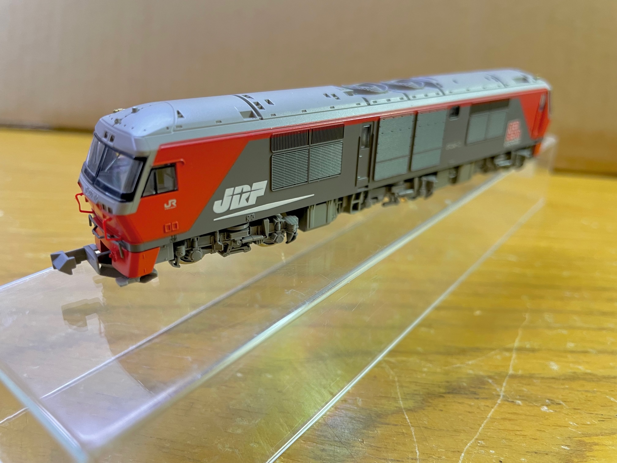 Kato N Diesel Locomotive DF200 7007 RED BEAR fully tested as new ...