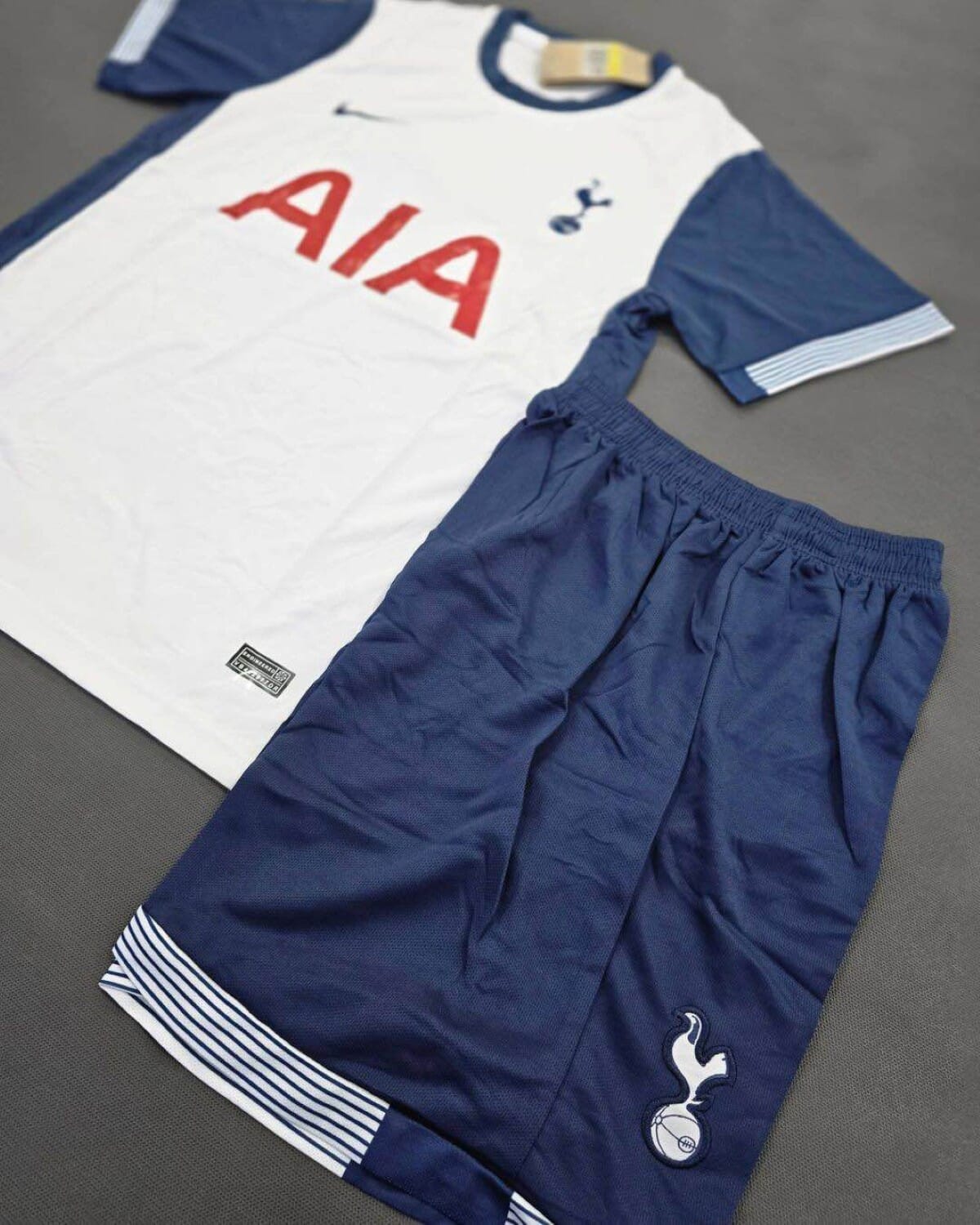 TOTTENHAM HOME KIT | Daraz.com.np