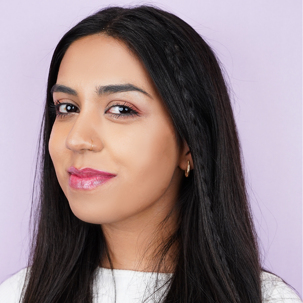 Blesso Lip Gloss Shine On Be The Class 3017 | Daraz.pk