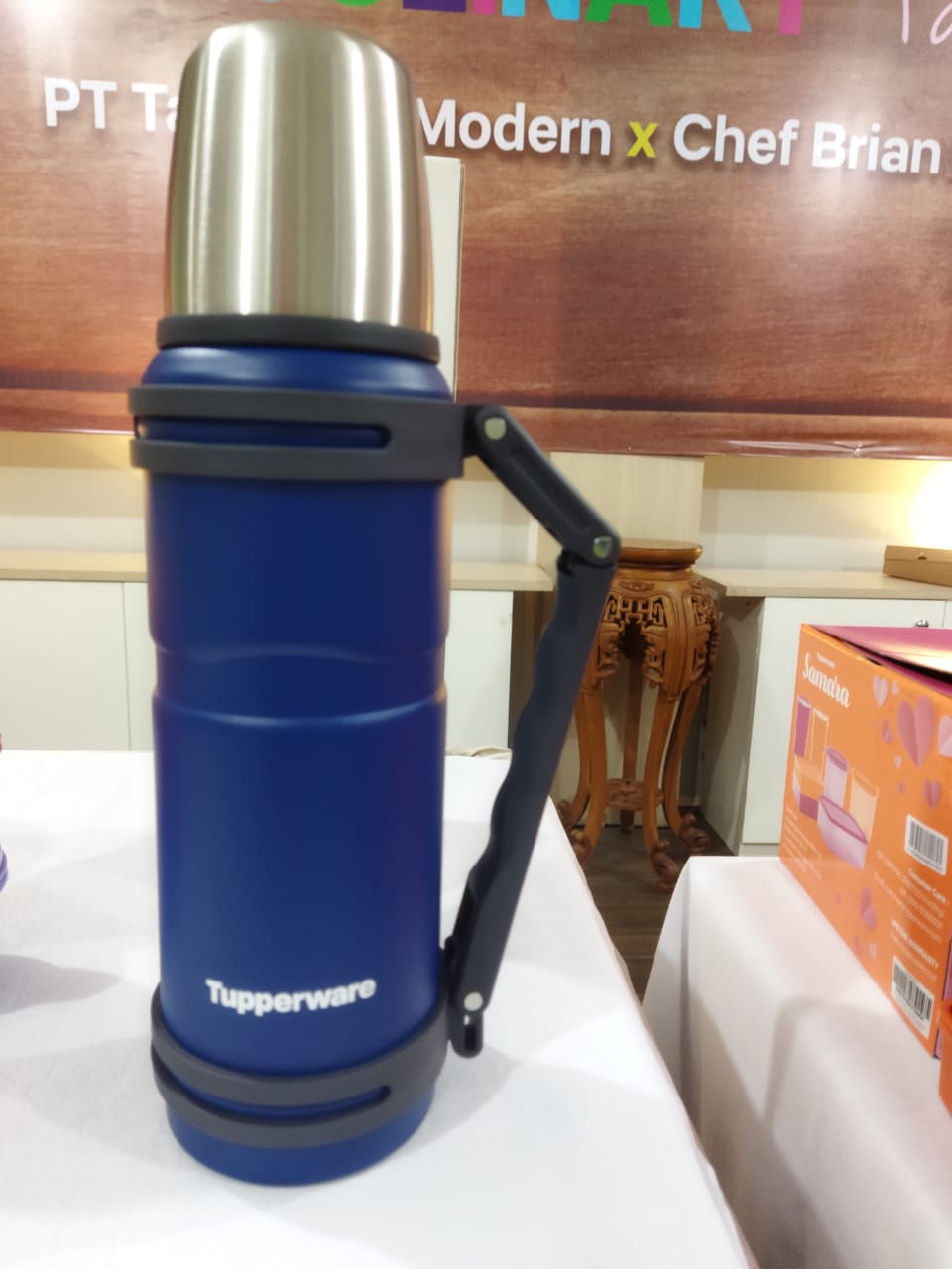 TUPPERWARE XPLORIS THERMALFLASK 1.2 L BLUE - TERMOS AIR PANAS | Lazada ...