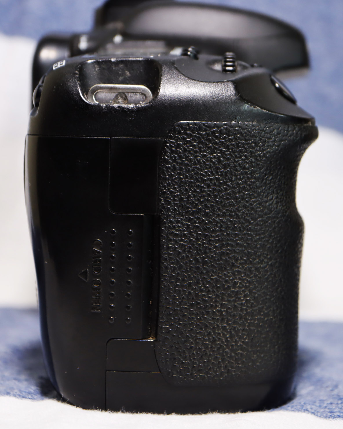 Canon EOS 7D Body Digital SLR Camera - ตัวกล้อง DSLR ถ่าย VDO Full HD ...