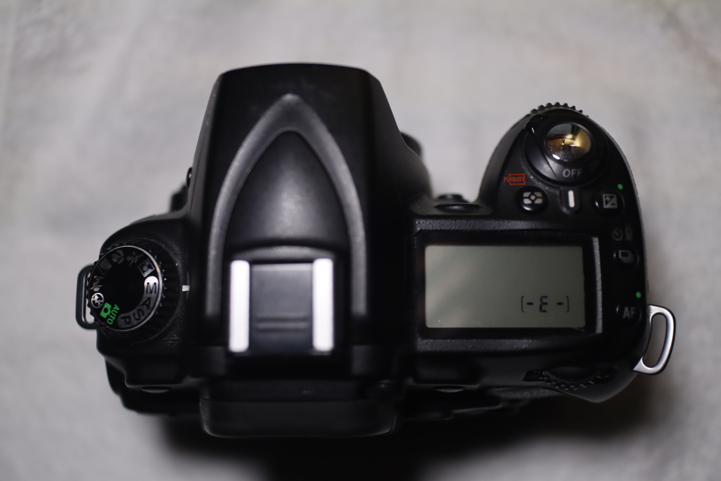 Nikon D90 DSLR Body ตัวกล้อง เป็นครั้งแรกของโลกนั่นเอง และเจ้า Nikon D90 นี้ก็มาพร้อมคุณสมบัติ ...