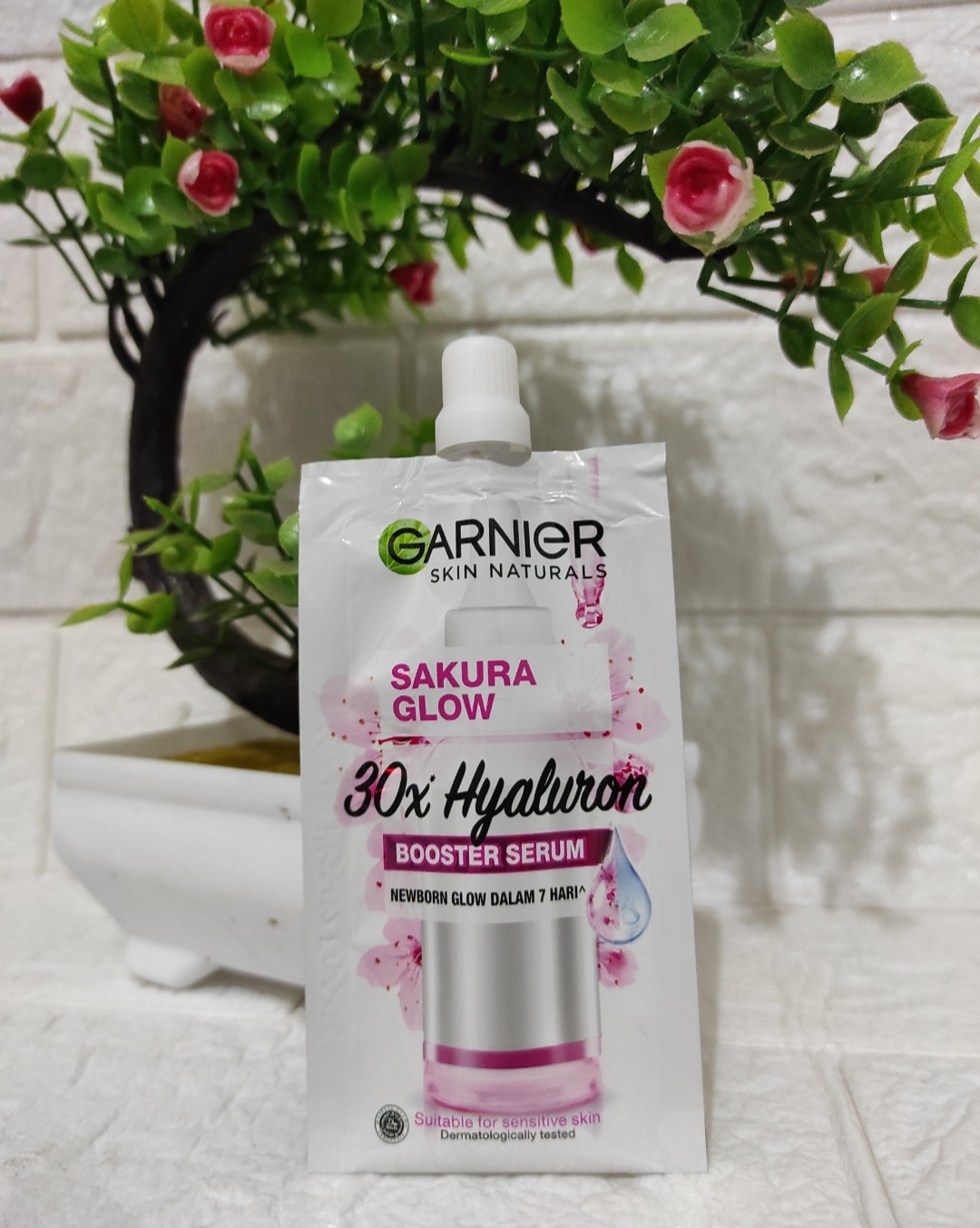 Serum Garnier Light / Bright Complete 30x Vitamin C / Sakura Glow 30 x ...