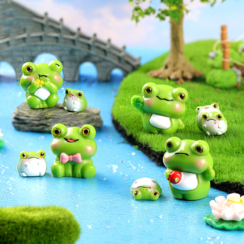 Cute Resin Frog Miniature MiniCar Ornaments Mini Figure Statue ...
