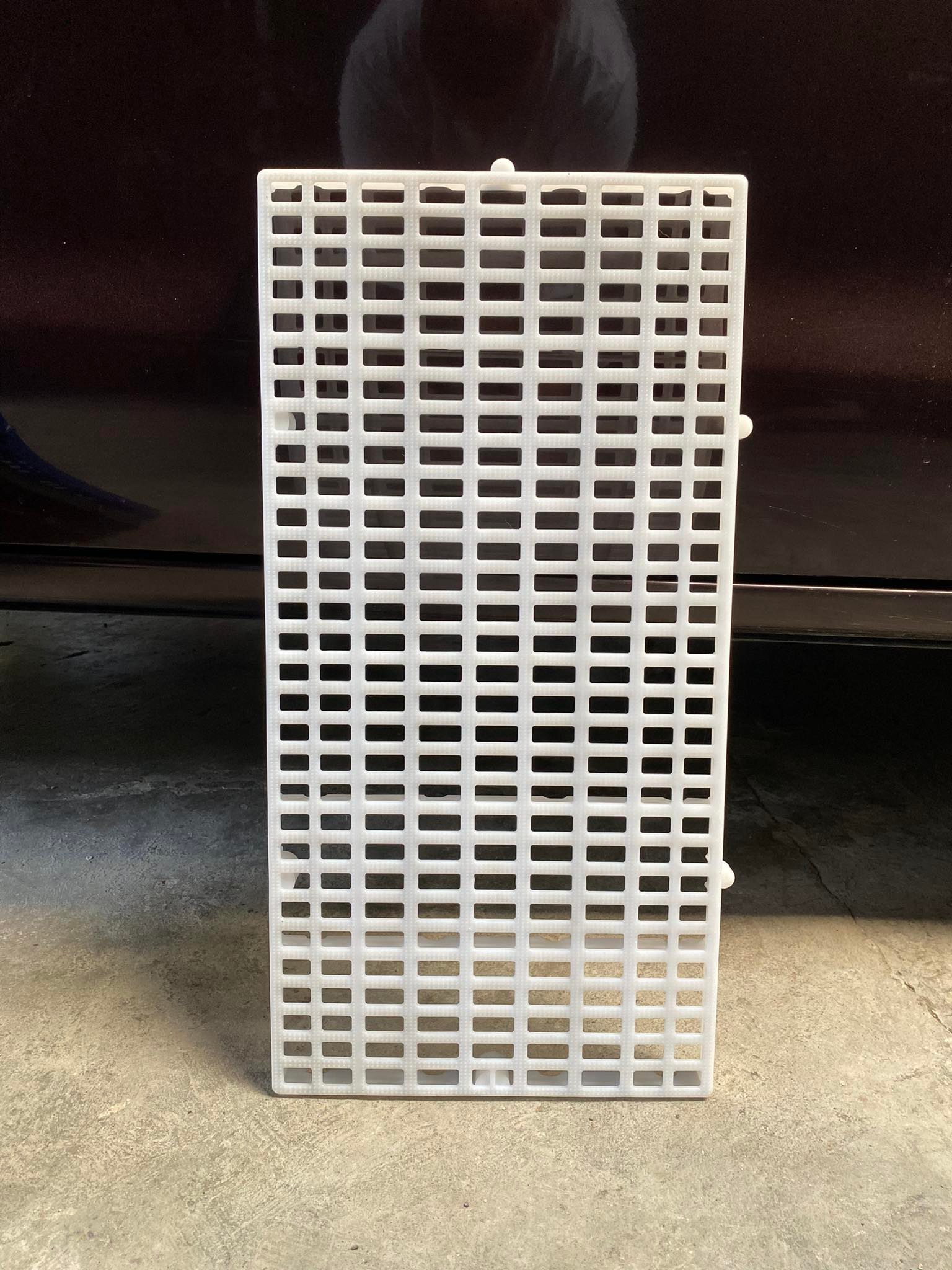 Plastic Matting 1x2 ft, plastic matting for pets dog cage rabbit cage ...
