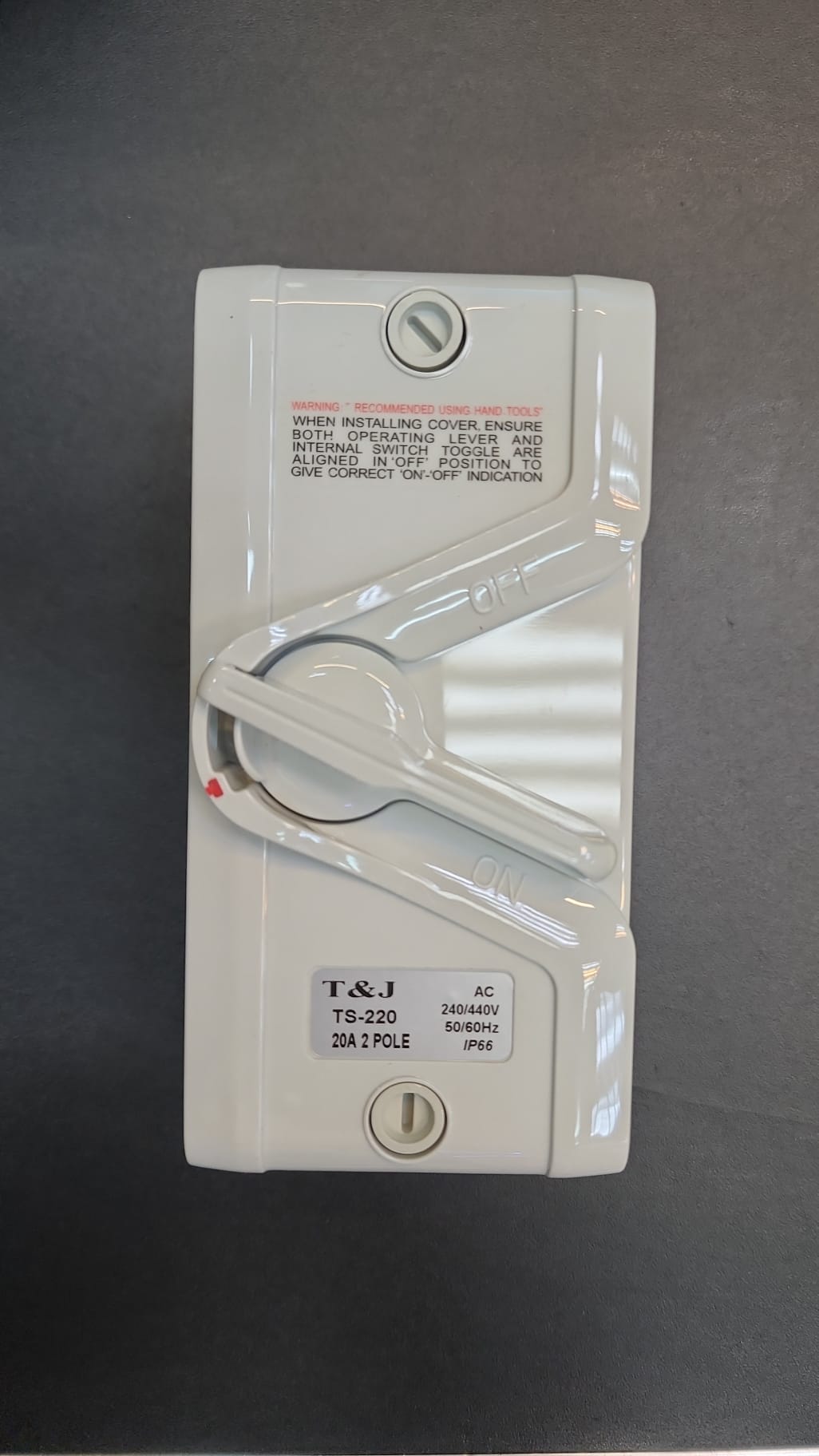 T&J Weather Protected 20A 2 Poles Isolator Switch (Waterproof) TS-22 ...