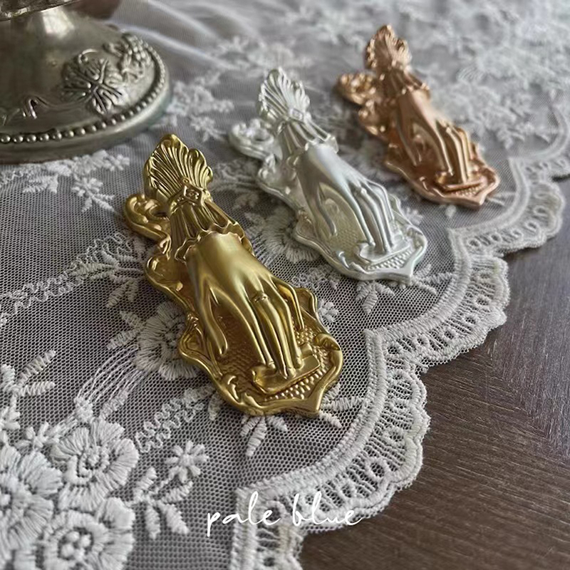 Vintage Exquisite Lady Hand-shaped Decoration Clip Bill Clip Travel ...