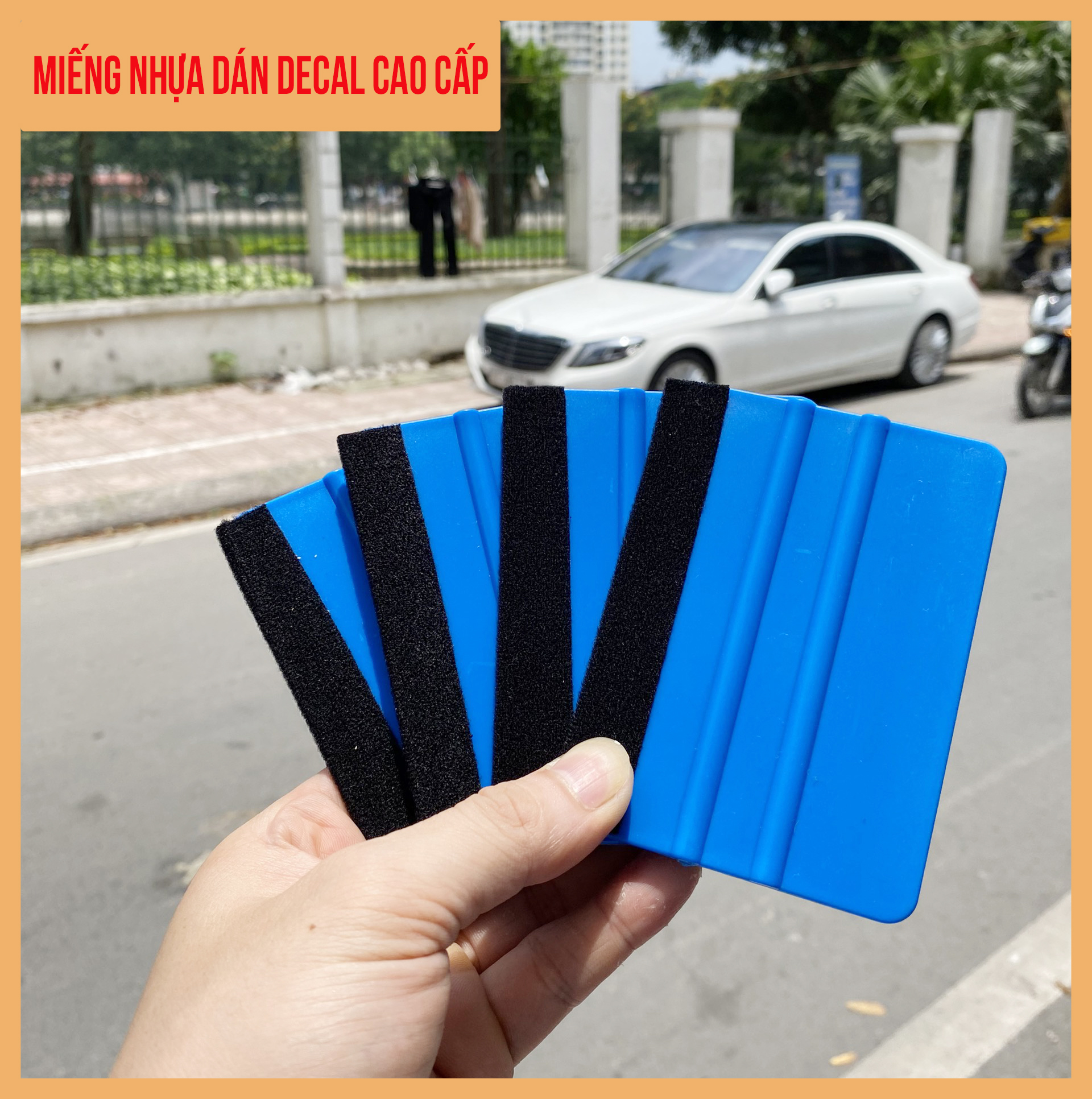 Miếng gạt decal hỗ trợ dán decal oto, xe máy..... - MixASale