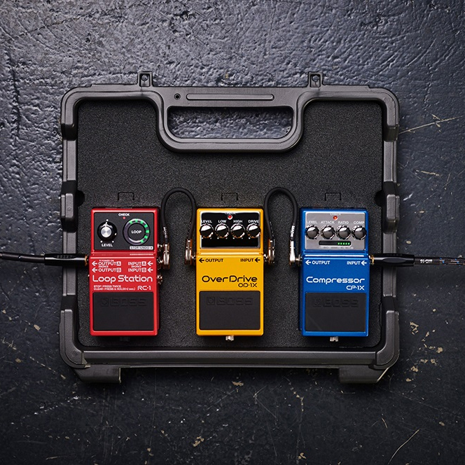 Boss® BCB-30X Pedal Board บอร์ดเอฟเฟค สำหรับ 3 ก้อน บุฟองน้ำด้านใน ...