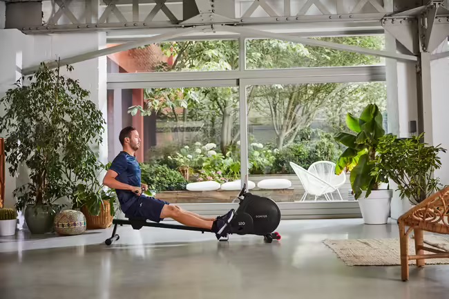 Rowing machine with wheels, folding. Max person weight: 130 kg. - Steel ...