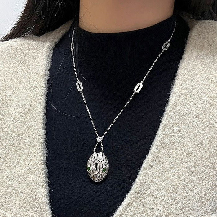 【Top Picks】Zodiac Snake Light Luxury Niche Full Diamond Green Eyes ...