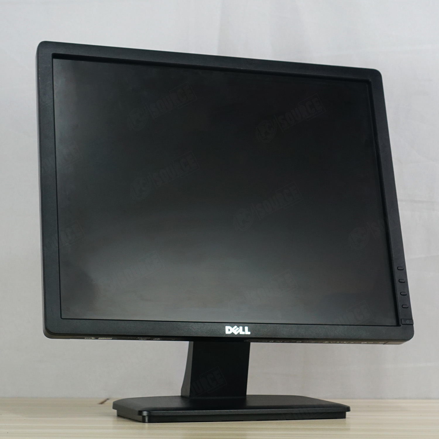 Assorted Brand 19" inches LCD Wide/Square Monitor | Free VGA and Power ...