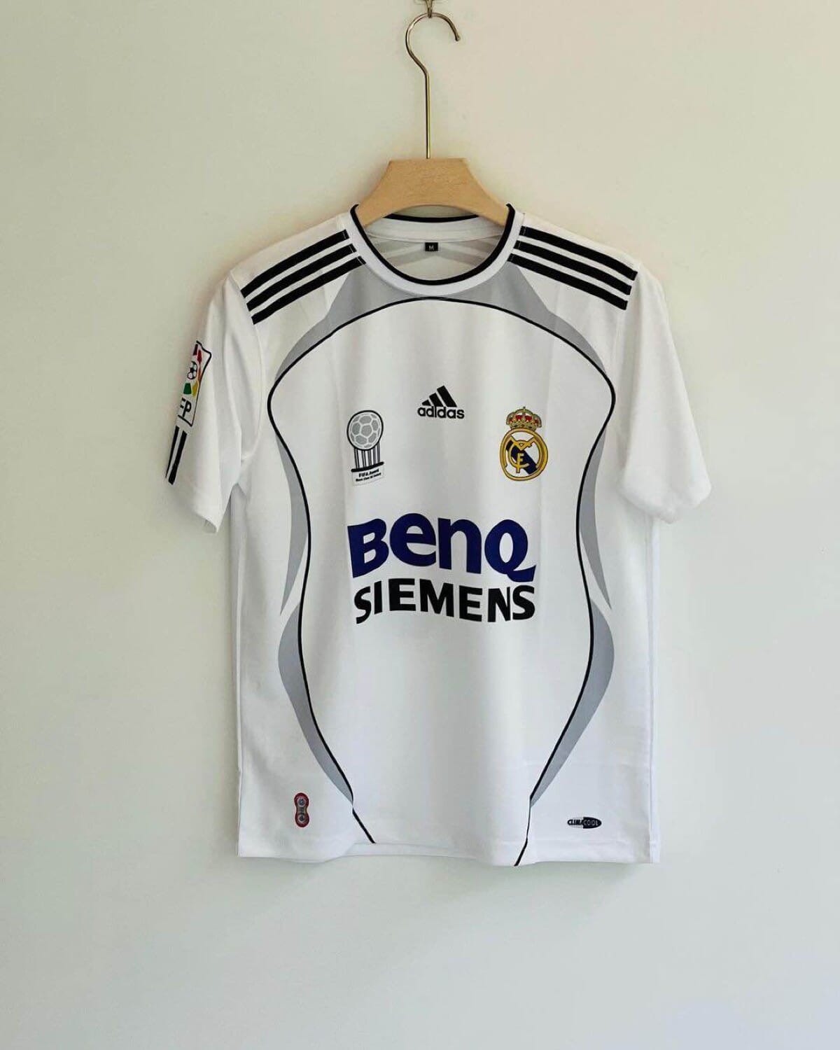 REAL MADRID 2006 VINTAGE KIT | Daraz.com.np