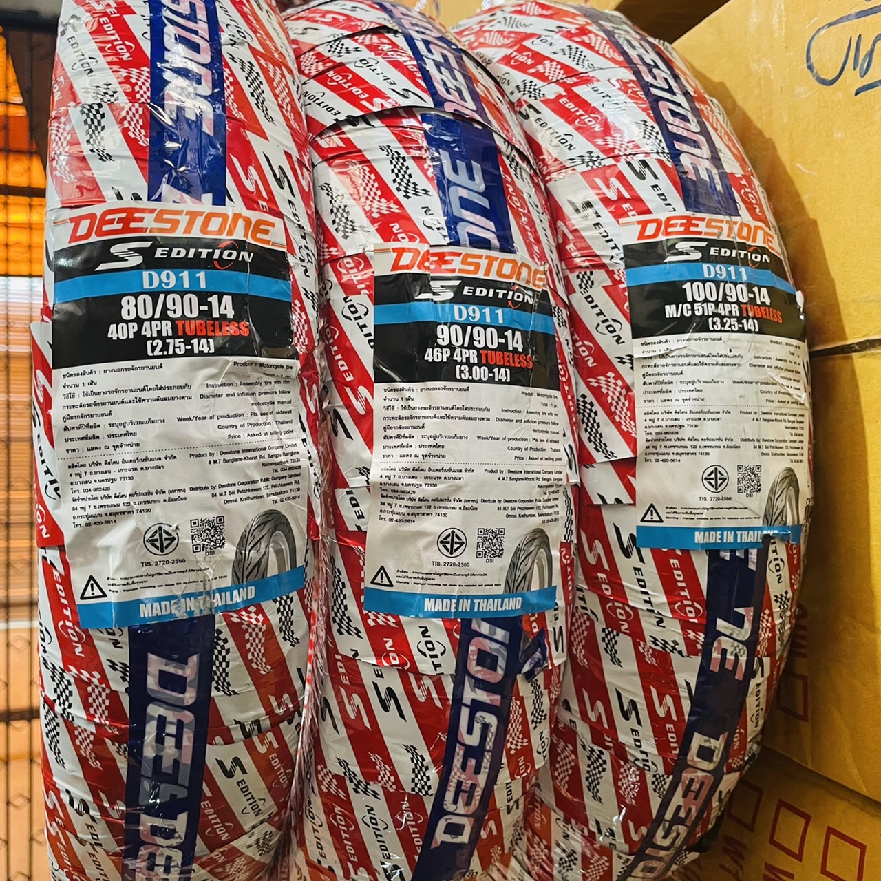 Deestone ยางนอกมอเตอร์ไซค์ ขอบ 14 ลาย D911 TL ชนิดไม่ใช้ยางใน สำหรับรถ Click125i Click150i PCX ...