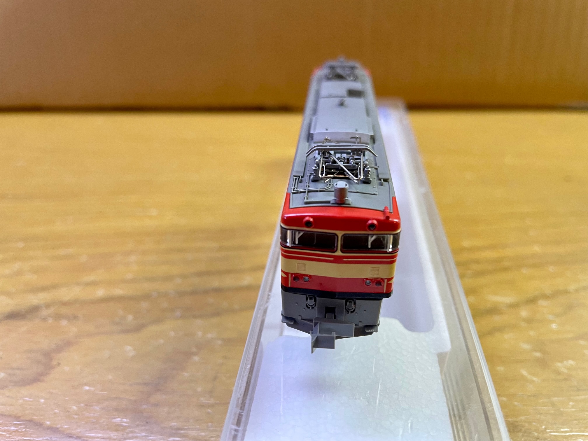 AS new N Scale Kato Electric Locomotive 13001 EF85 fully tested 90 ...