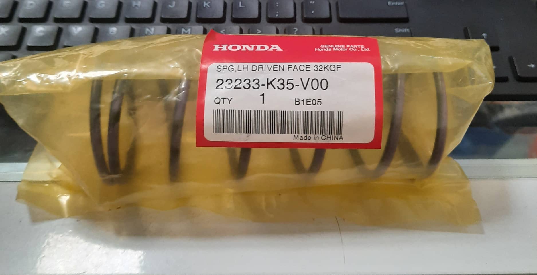 Genuine Center Spring for Click 125/150 23233-K35-V00) | Lazada PH