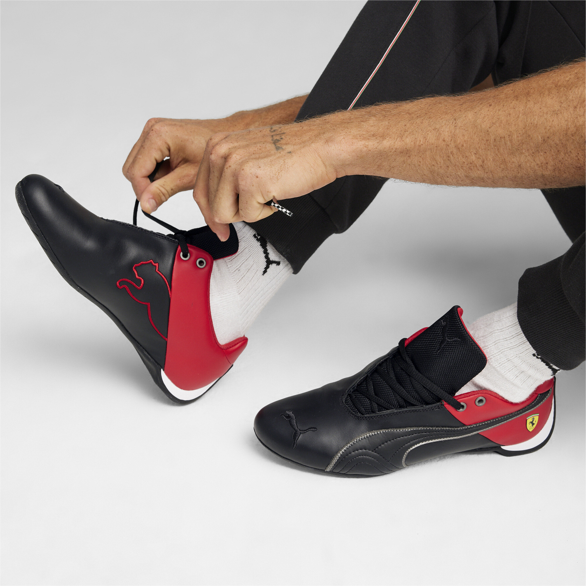 PUMA AUTO - รองเท้านักแข่งรถ Scuderia Ferrari Future Cat OG สีดำ - FTW ...