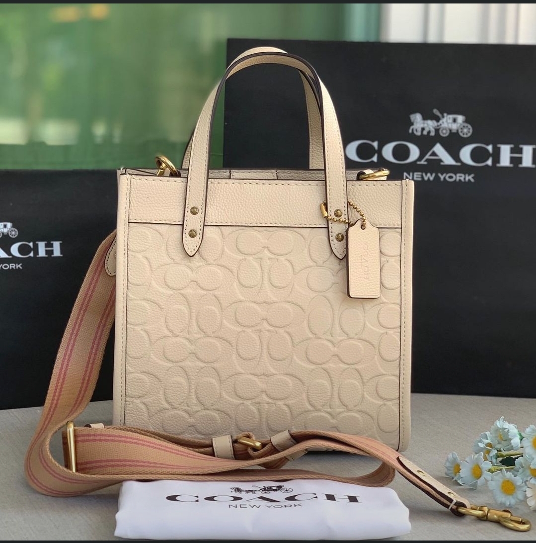 Coach C4829 Field Tote 22 in Ivory Signature Polished Pebble Leather ...