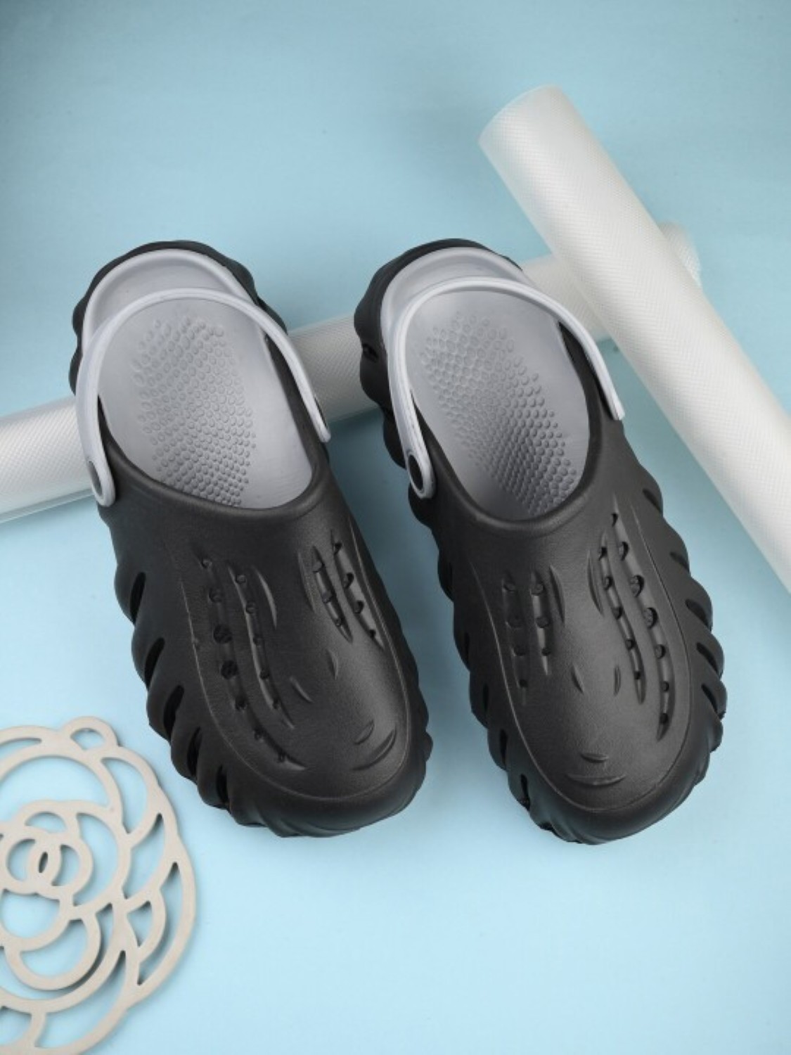 HRX by Hrithik Roshan Black Self Design Croslite Clogs For Men | Daraz ...