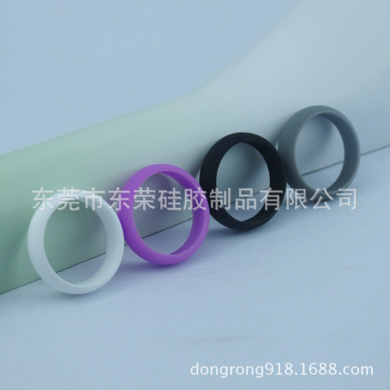 【Exclusive Offer】Large supply of silicone rings for men and women ...