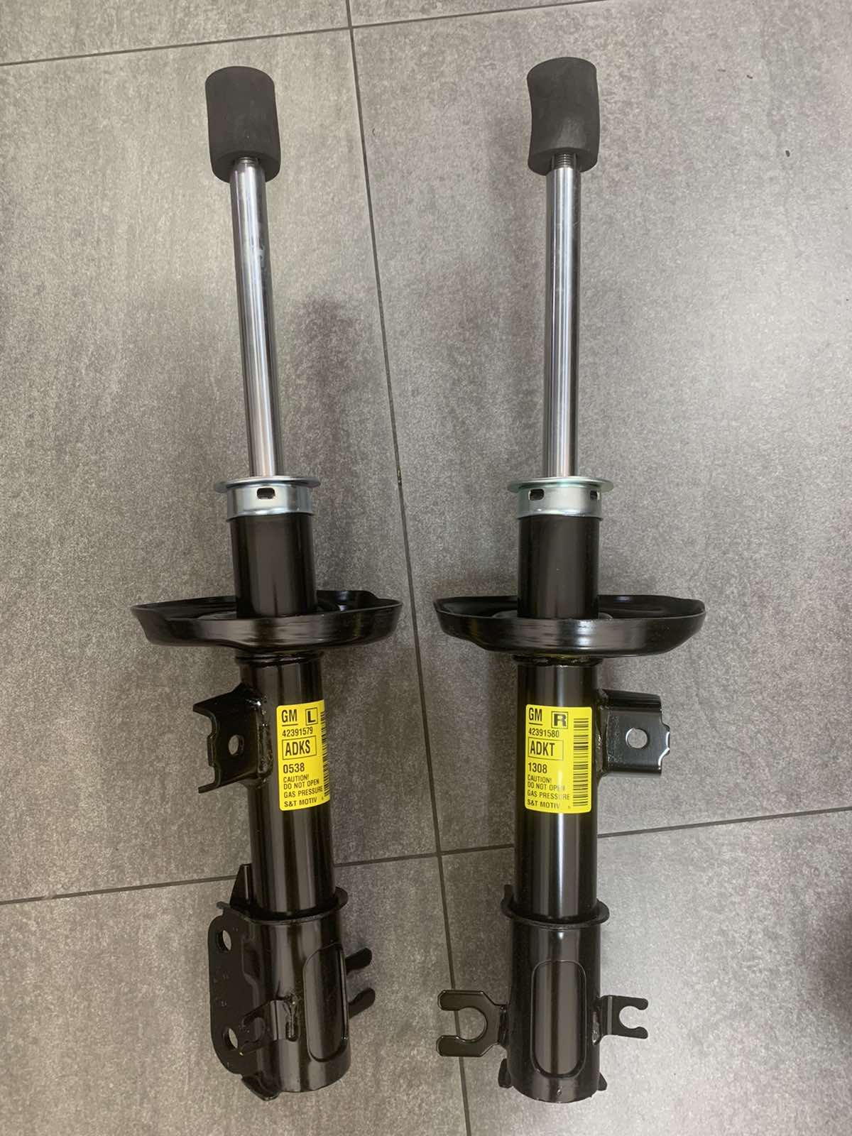 GM FRONT Shock Absorber Set ( 2 pcs ) for Chevrolet Spark 2016-2020 ...