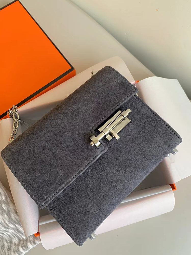 OY64现货 真皮女包 链条插销包 羊京绒锁扣小方包 2024新款包包 时尚复古简约高级感单肩斜挎羊皮小包260JY | Lazada.co.th