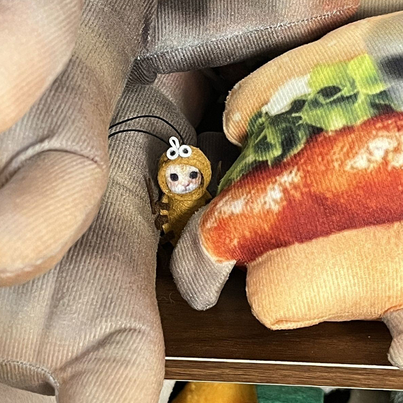 Cartoon Cockroach Dolls Keychain Material Package Novelty Phone Pendant ...