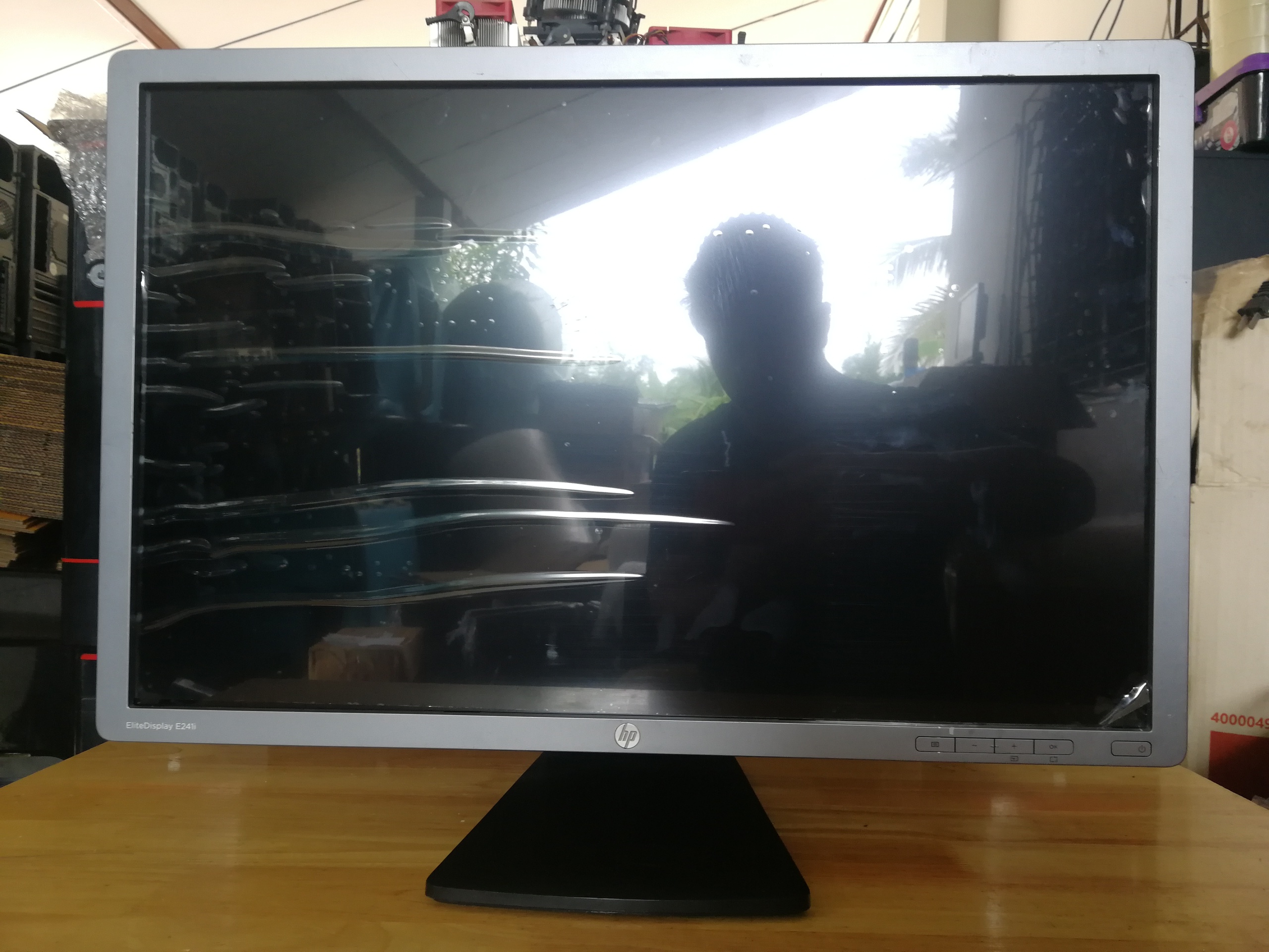 จอ IPS/LED 23 นิ้ว HP FULL HD (VGA+DVI+DisplayPort+USB) เกรด A - TR ...