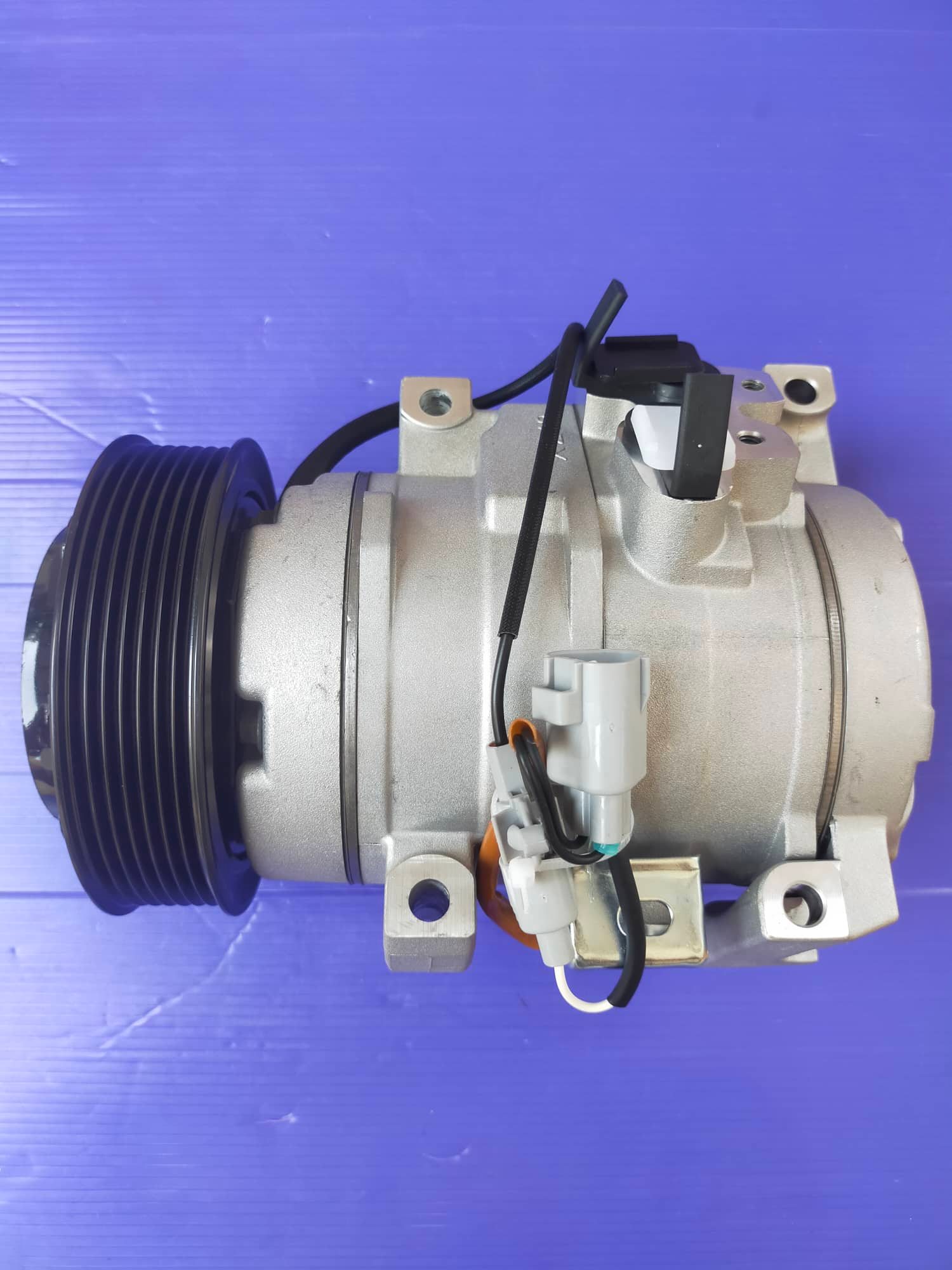 Toyota Estima (ACR30) 2000’-2005’ • Compressor (Denso System)• For Air ...