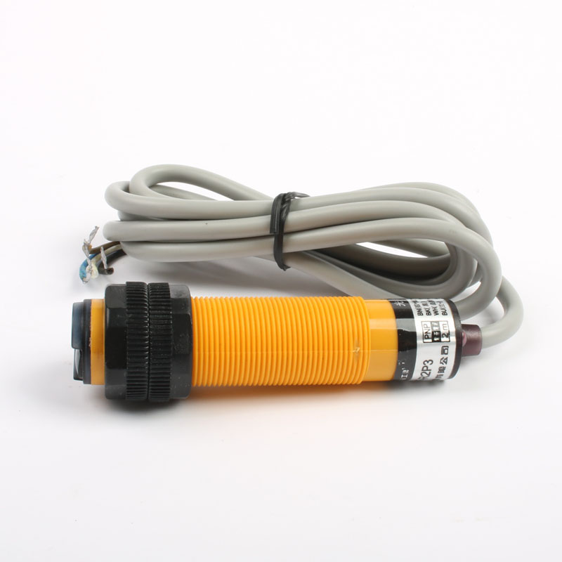 Dianqi Feedback Reflex Photoelectric Switch Sensor E3f-R2p3 Dc Pnp Nonc Diameter 18mm Distance ...