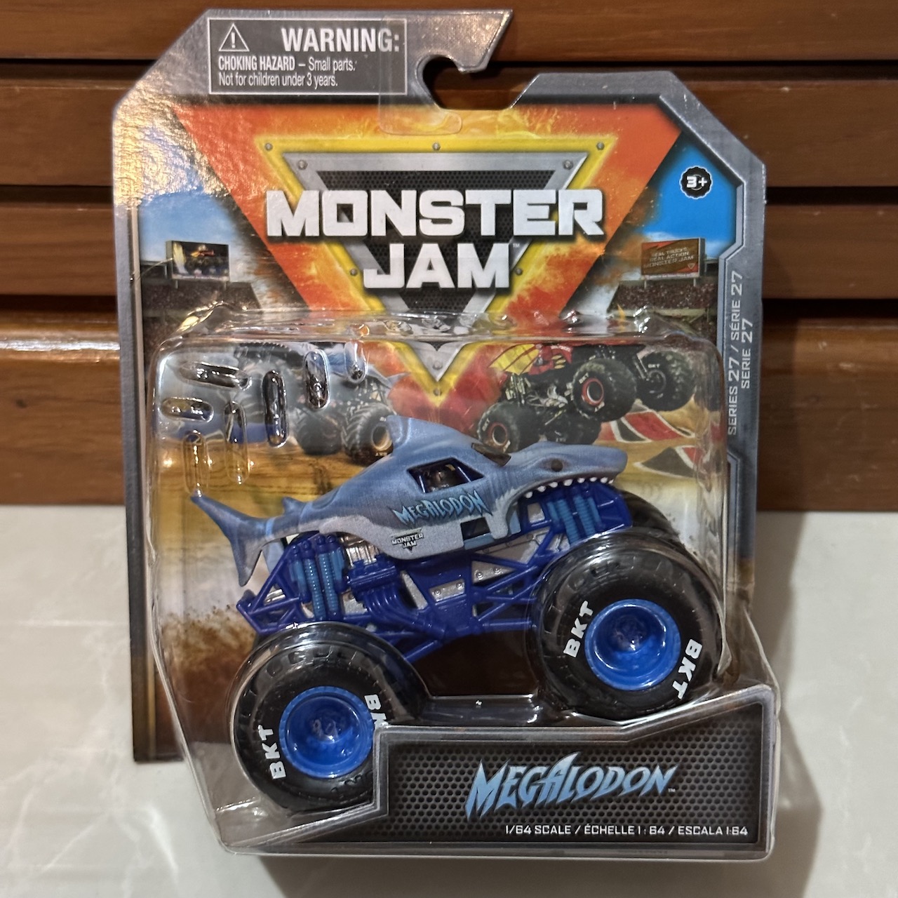 2022 Monster Jam Mix 27 Diecast 1:64 Megalodon True Heavy Metal Chase ...