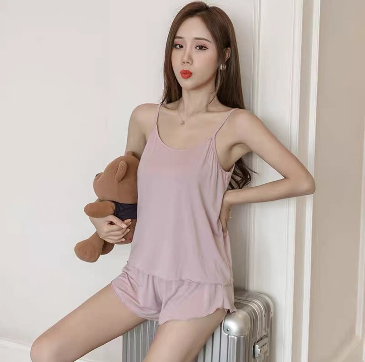 tichada 053-เสื้อนอนหรือชุดนอนเซ็กซี่สายเดี่ยวเสื้อ ผ้าบางสบายนิ่มไม่ครืองผิวขาสั้นสายเดี่ยว ...