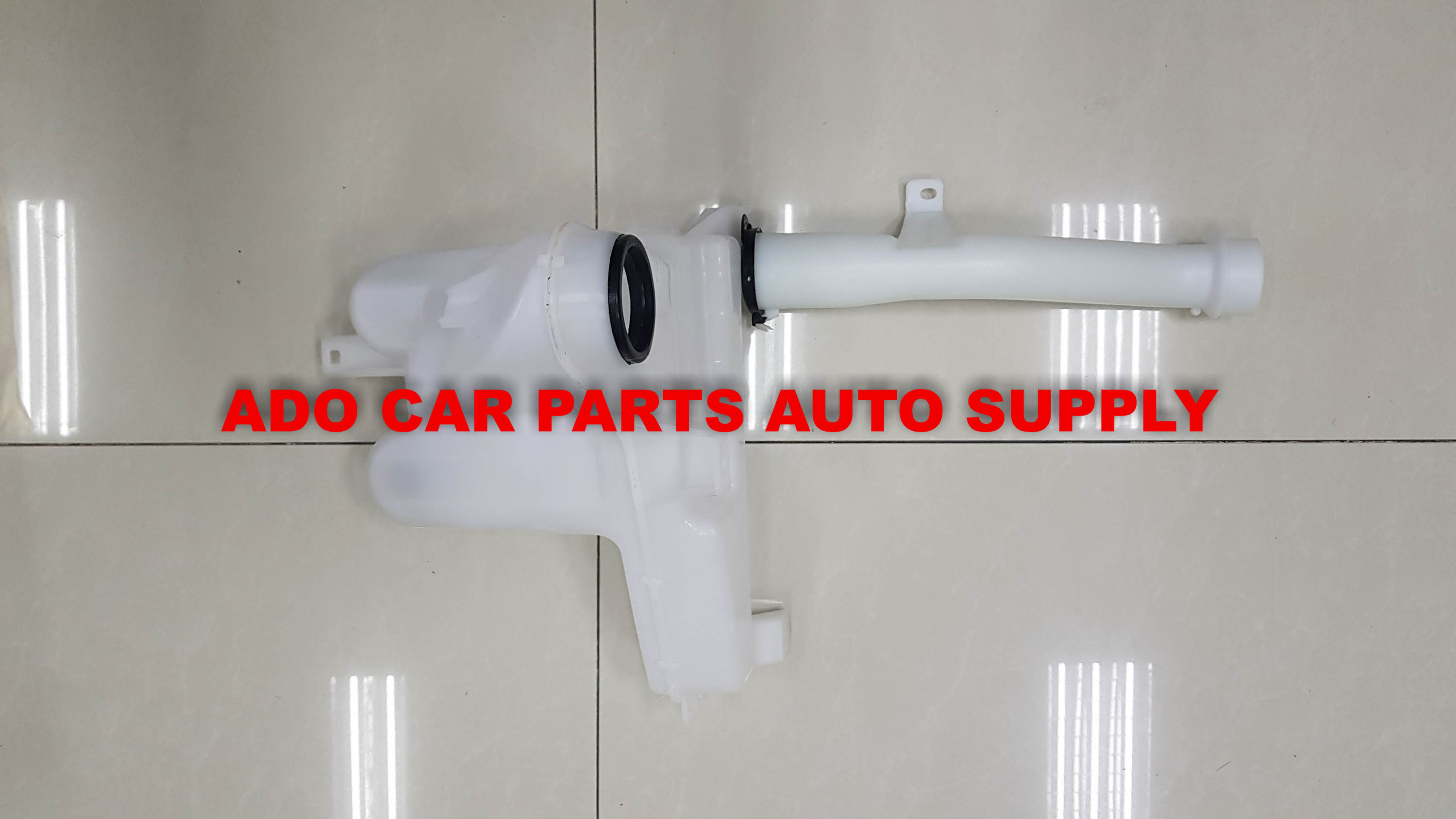 Toyota Innova 2006 - 2011 / Hilux 05-10' / Fortuner Washer Tank | Lazada PH