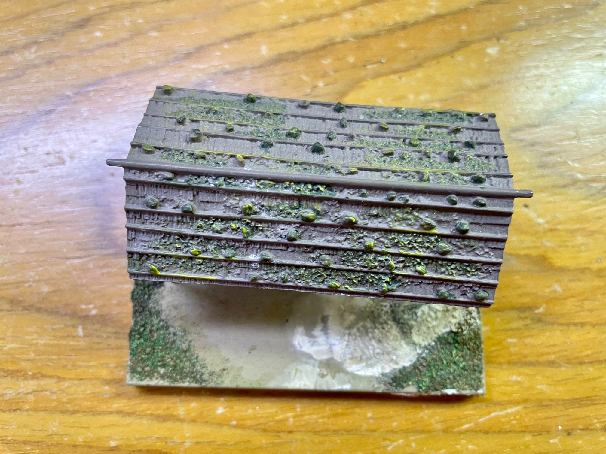 TomyTec 072 N Scale Farm Shed L7W6H4, as new. TomyTec 072 N Scale Farm ...