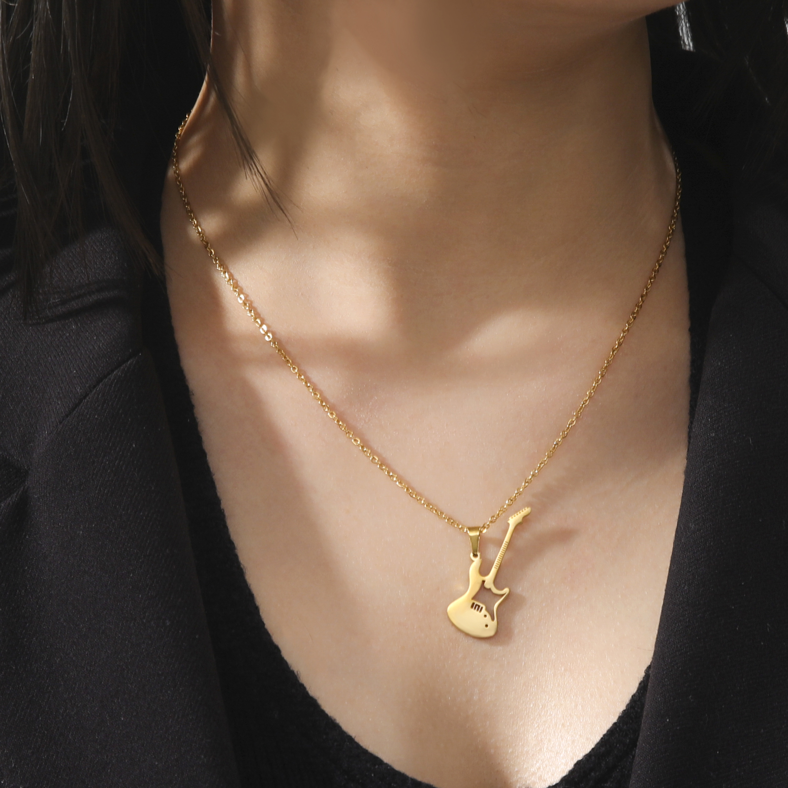 Skyrim Music Note Guitar Pendant Necklace for Women Men Stainless Steel ...