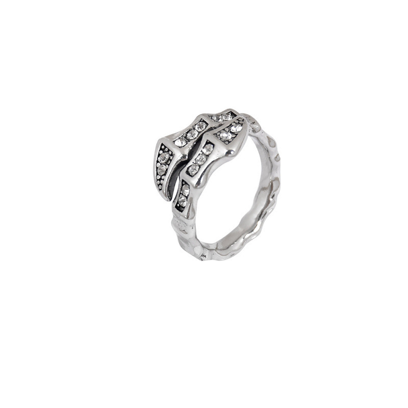 【New arrival】Small Fragrant Wind Snake Bone Ring Men's Personalized ...