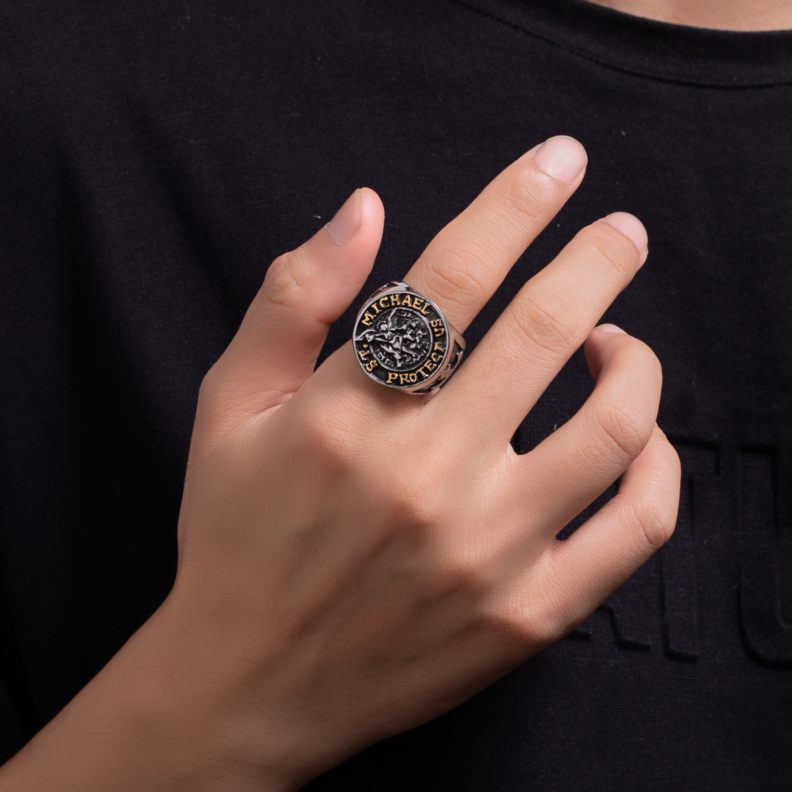【Trendy designs】Personality Punk Retro Stainless Ring Trendy Men's ...
