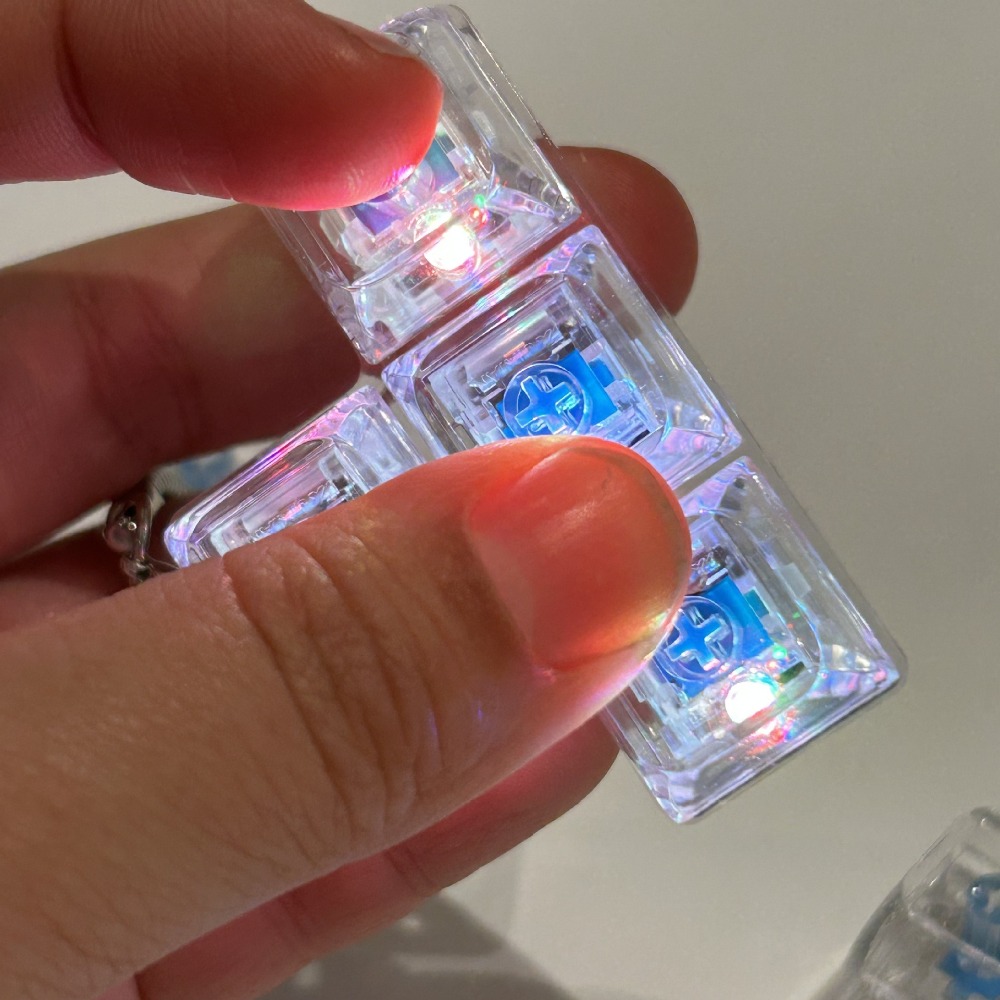 New 4/5 Keys Finger Keyboard Stress Relief Gadget Decompression ...