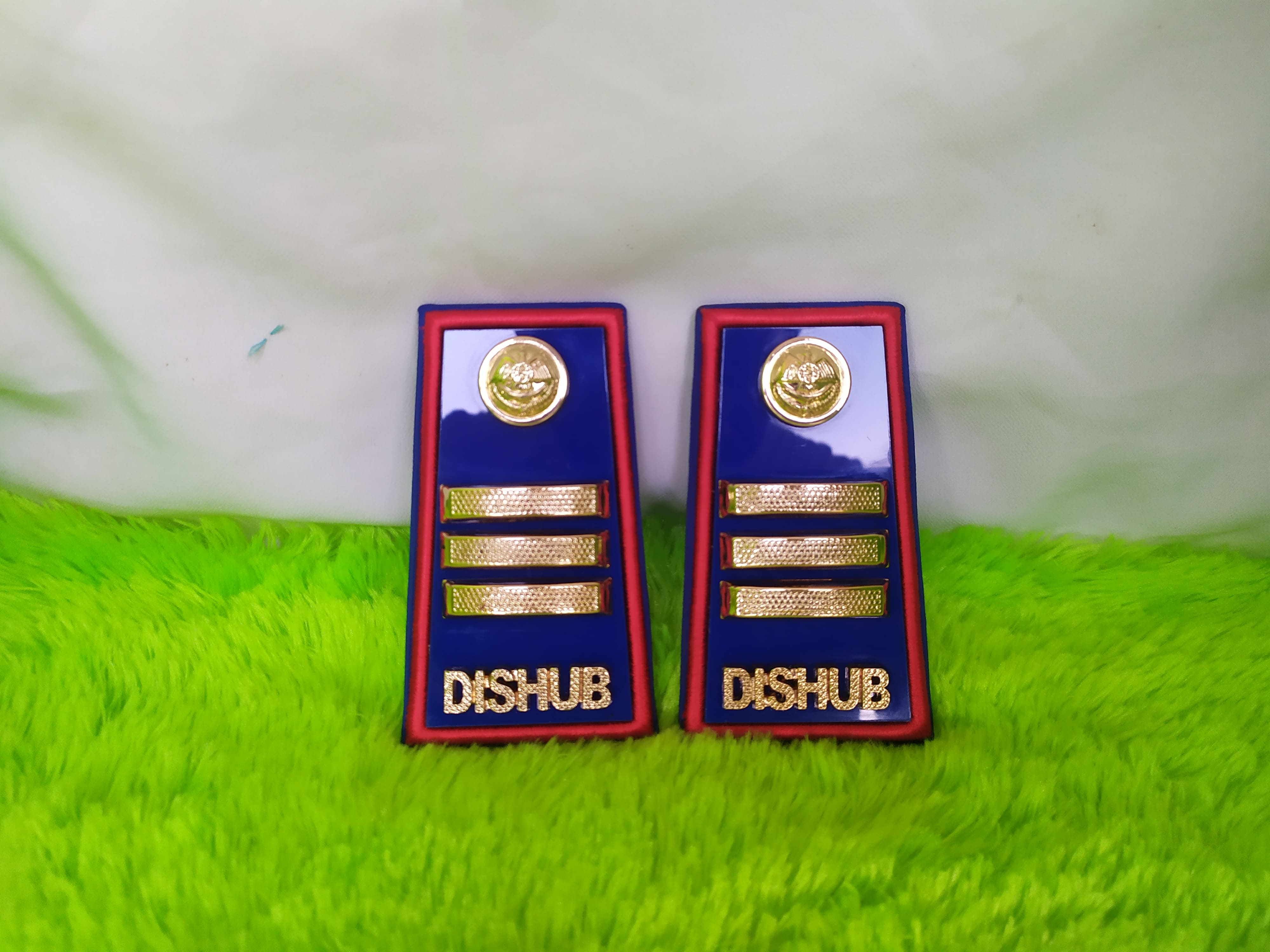 PANGKAT EXLUSIVE PDH DISHUB GOLONGAN 3C KAIN AKRILIK LIS MERAH | Lazada ...