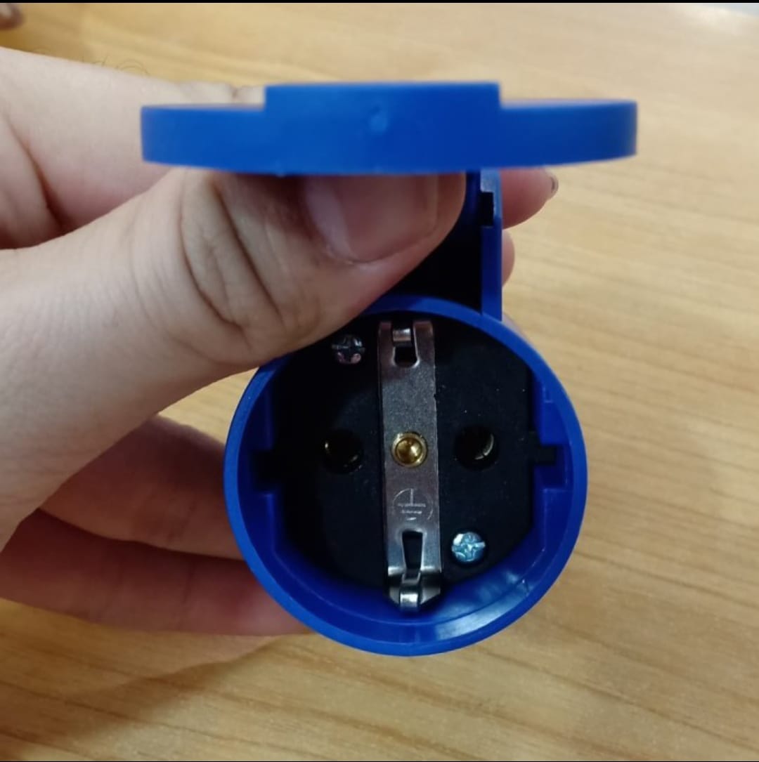 STEKER INDUSTRI MALE / FEMALE 2P+E 16A / 250V INDUSTRIAL PLUG 2 POLE ...