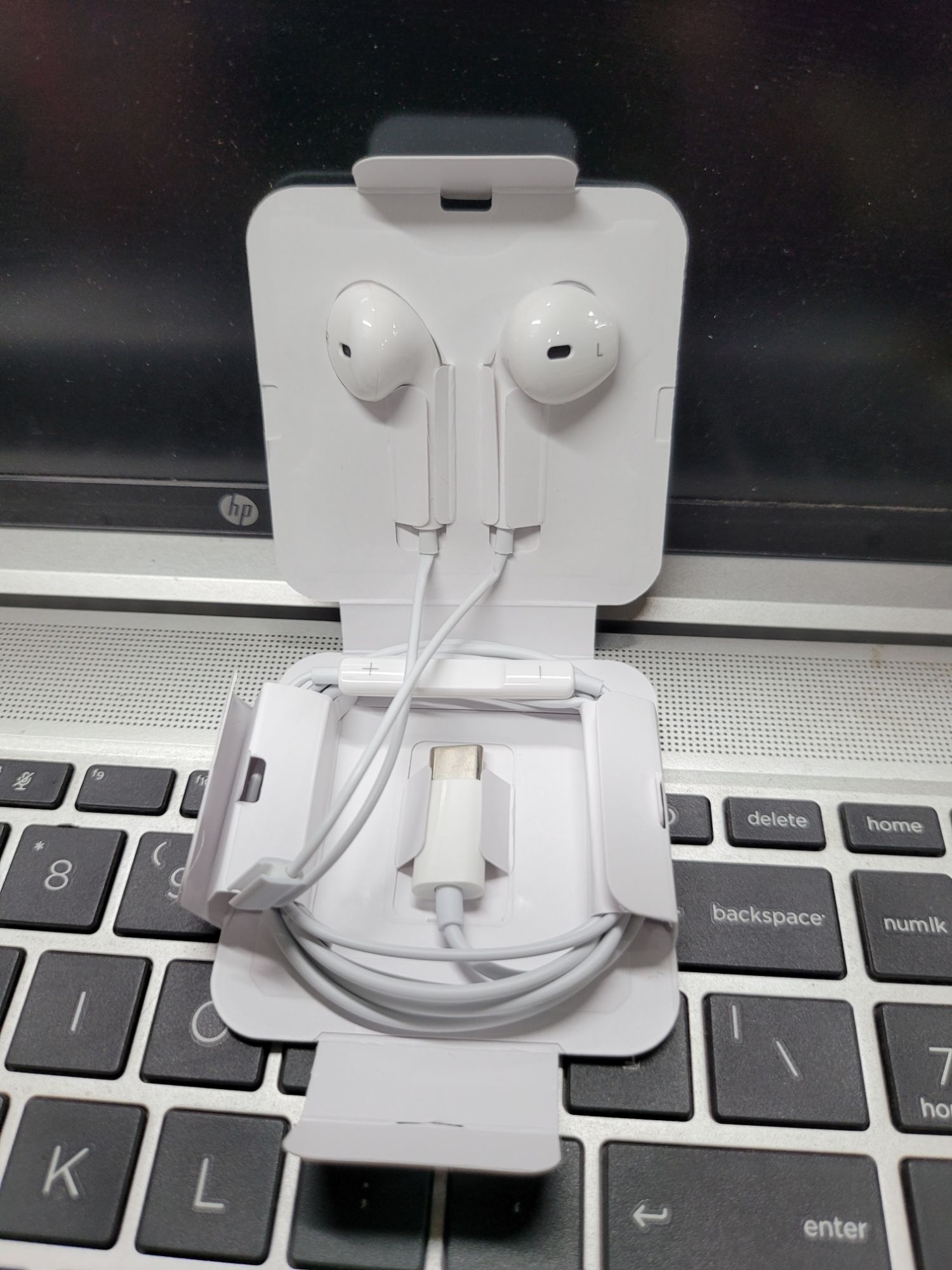 Google pixel earphone -usb tyep c | Daraz.com.bd