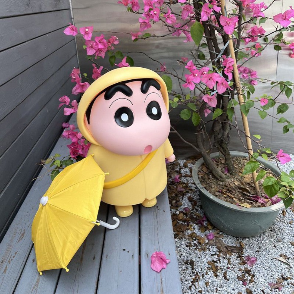 Creative Savings Crayon Shin-chan Figure Model Large Crayon Shin Chan ...