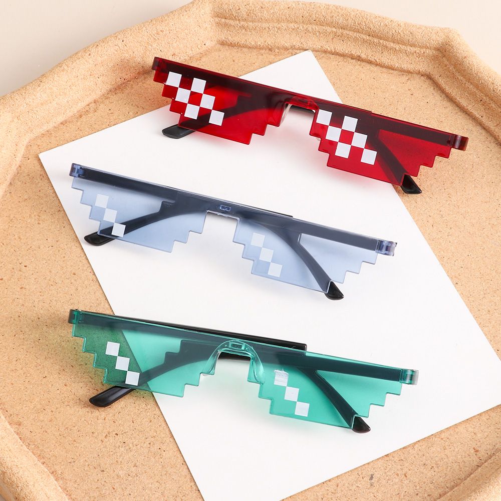 Waitz Naitz Fashion Mosaic Sunglasses 8 Bit Pixelated Ladies Sunglasses ...