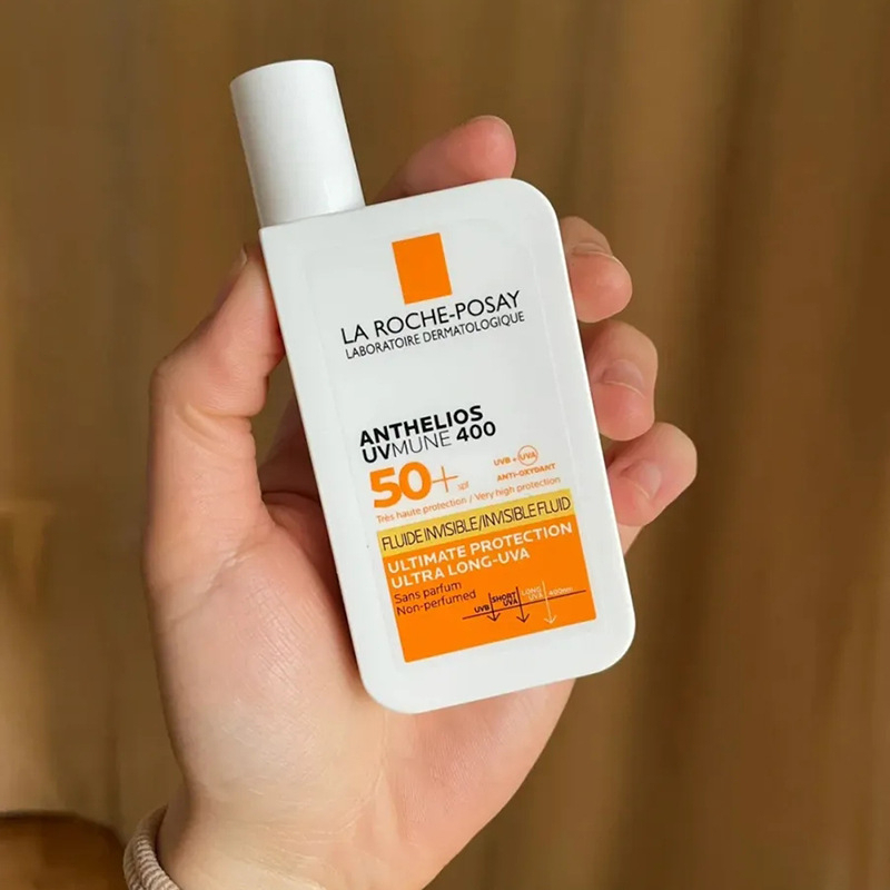 LA ROCHE-POSAY Anthelios UVMune 400 Invisible Fluid SPF50+ 50ml Anti ...